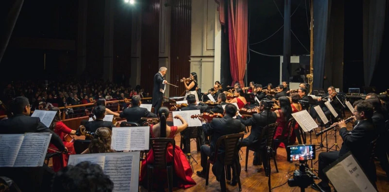 La dominicana Aisha Syed lleva su gira a Ecuador y Perú – lavozdemiches.com